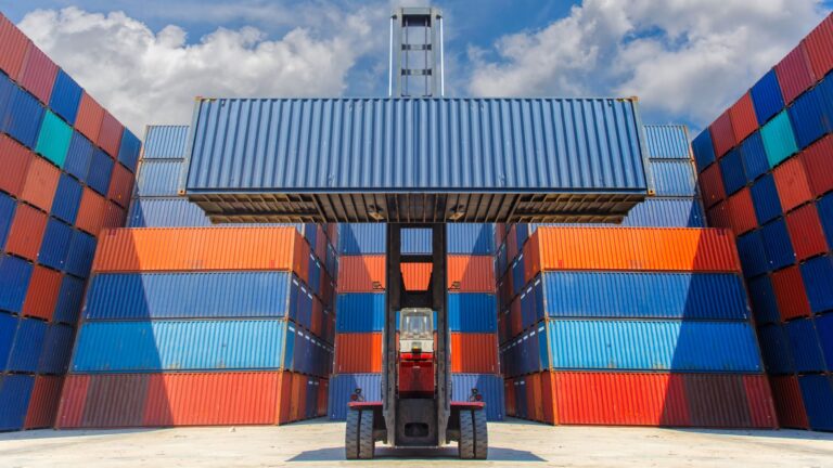 How to Build Your Own Shipping Container Home? | The 9 Step Guide You need! - Answer The Home